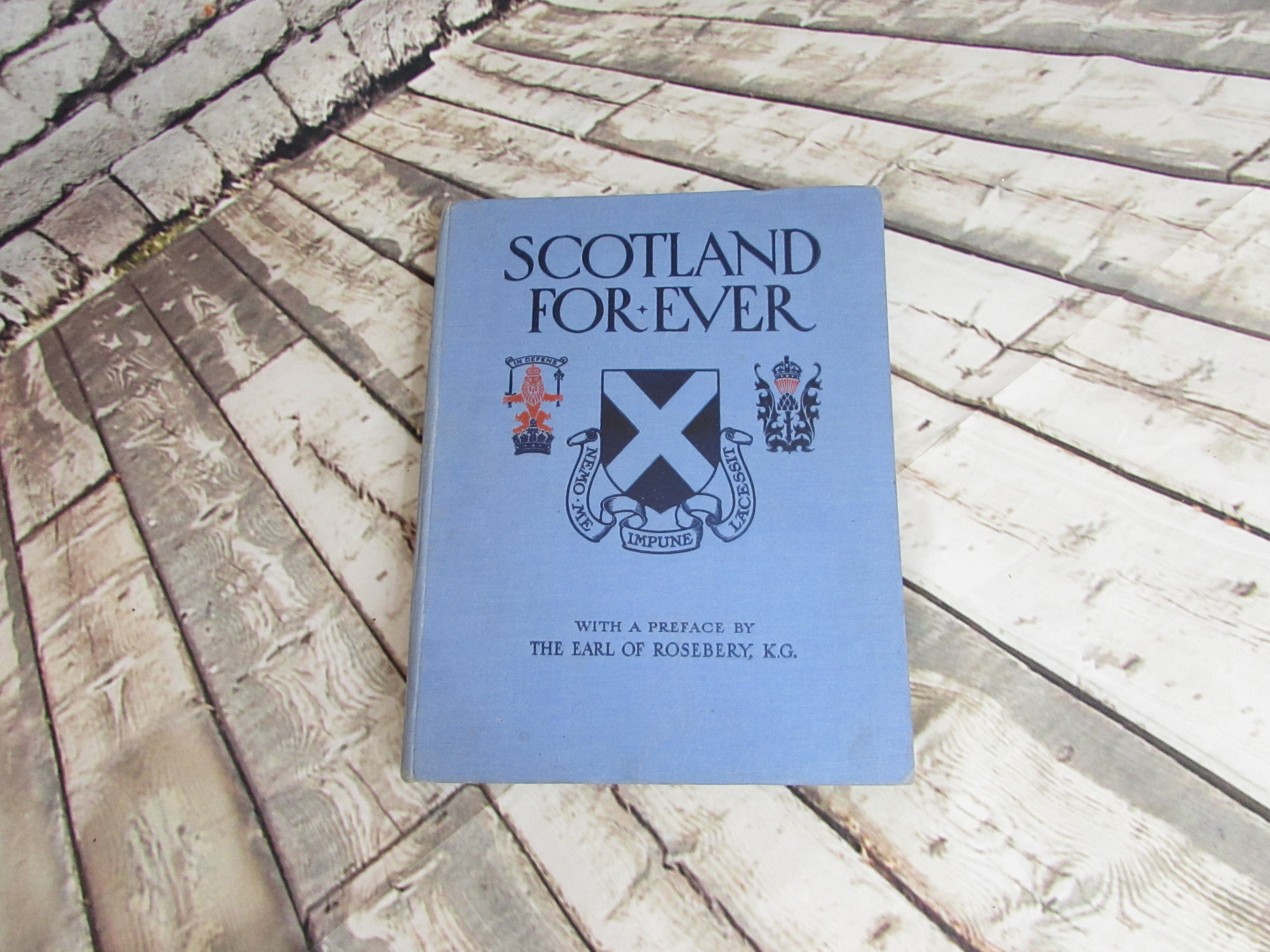 Scotland forever book - Antiqurio Antiques