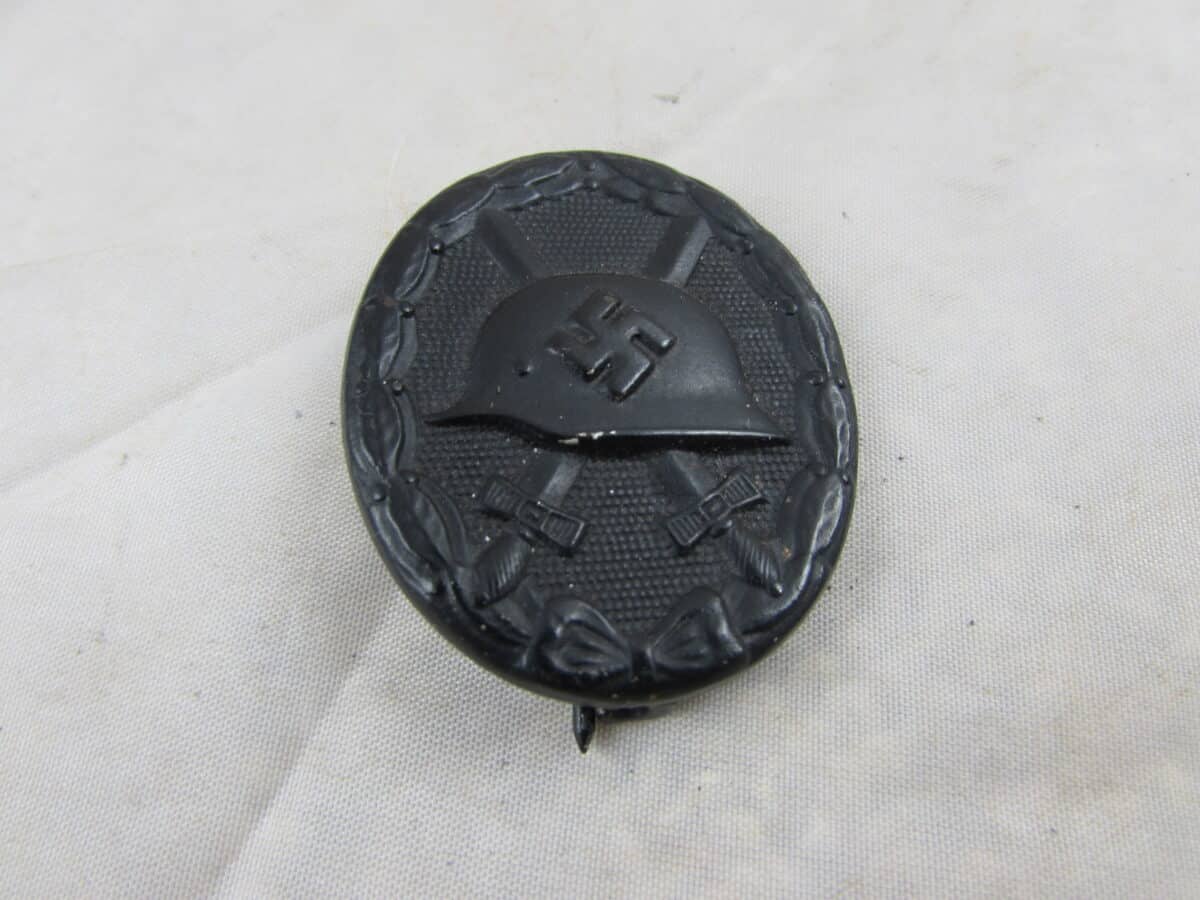 WW11 German 3rd Class Wound Badge - Antiqurio Military Antiques