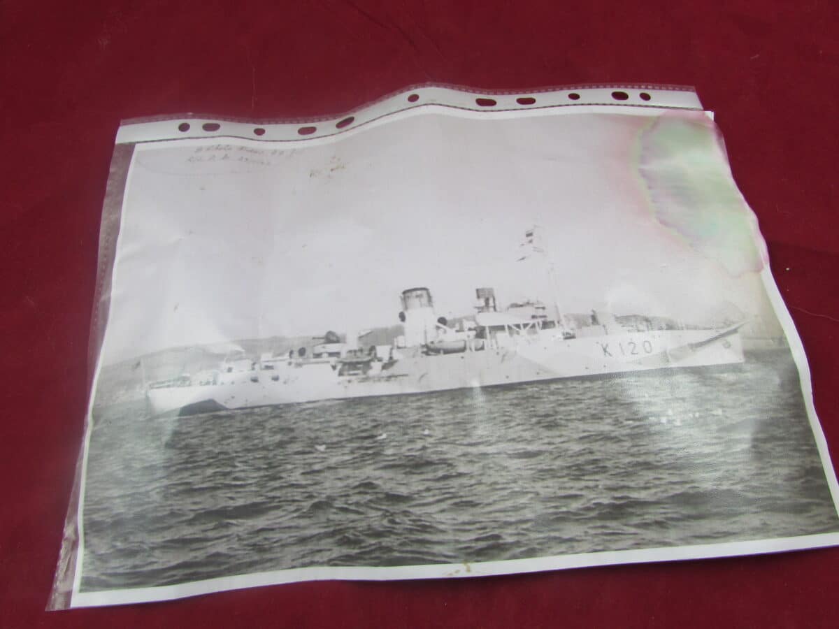 Shell-case from HMS Borage, 12 Lb Naval - Antiqurio Military Antiques