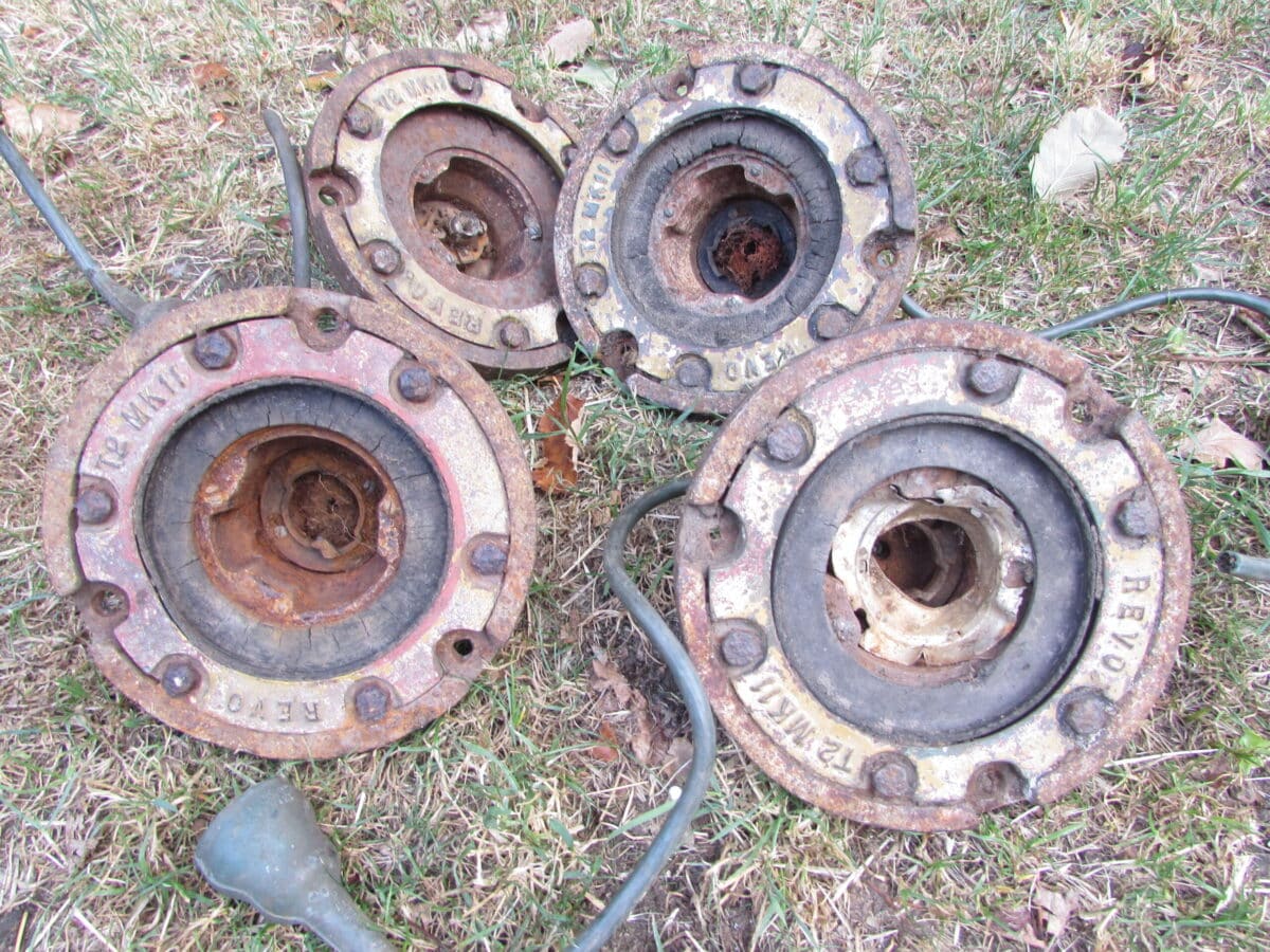 WW2 RAF Airfield Runway Lights (RAF Fulbeck) £50 each - Antiqurio ...