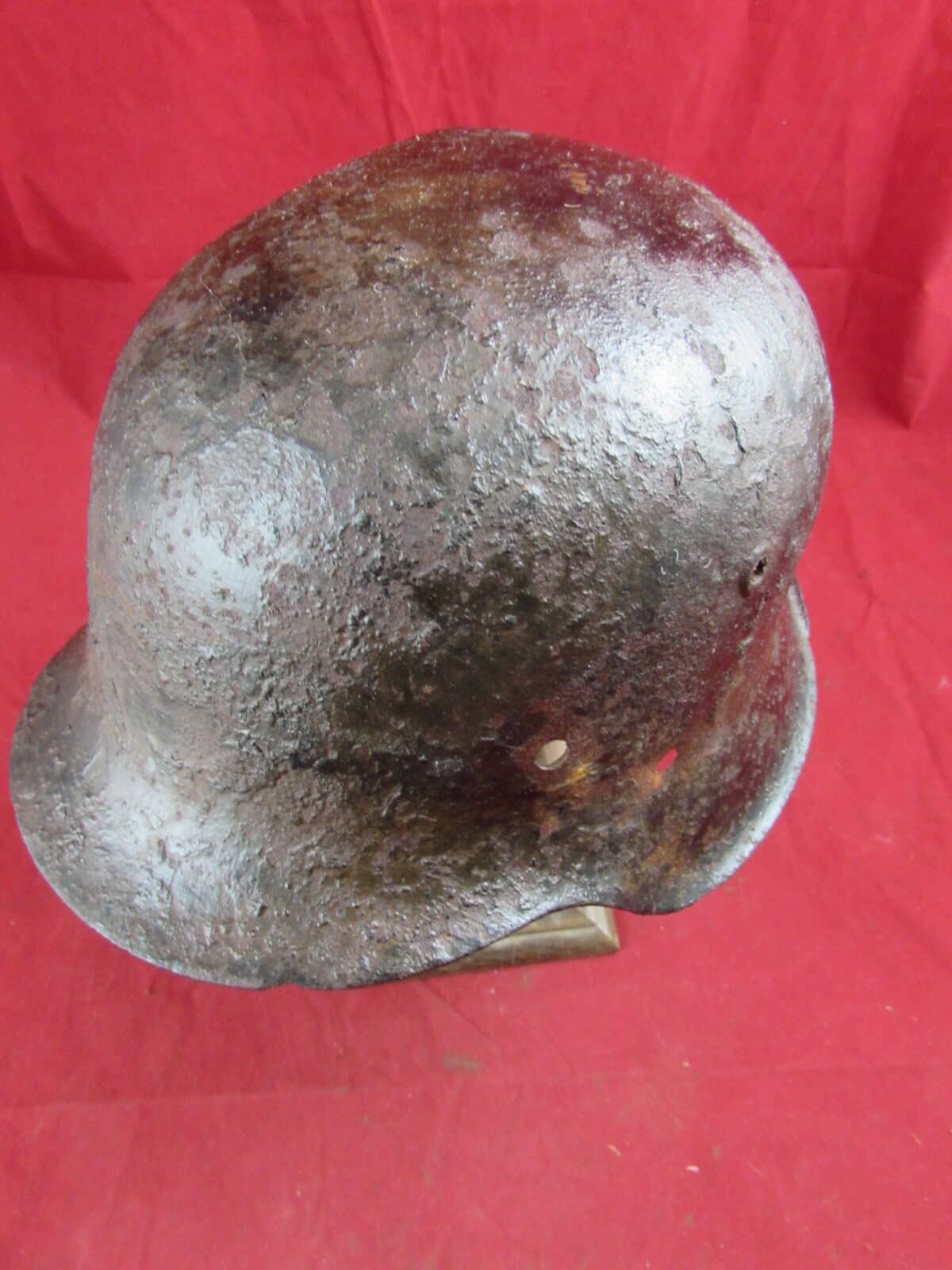 German M42 Relic Helmet, Battle Damage, Haube Pocket - Antiqurio ...