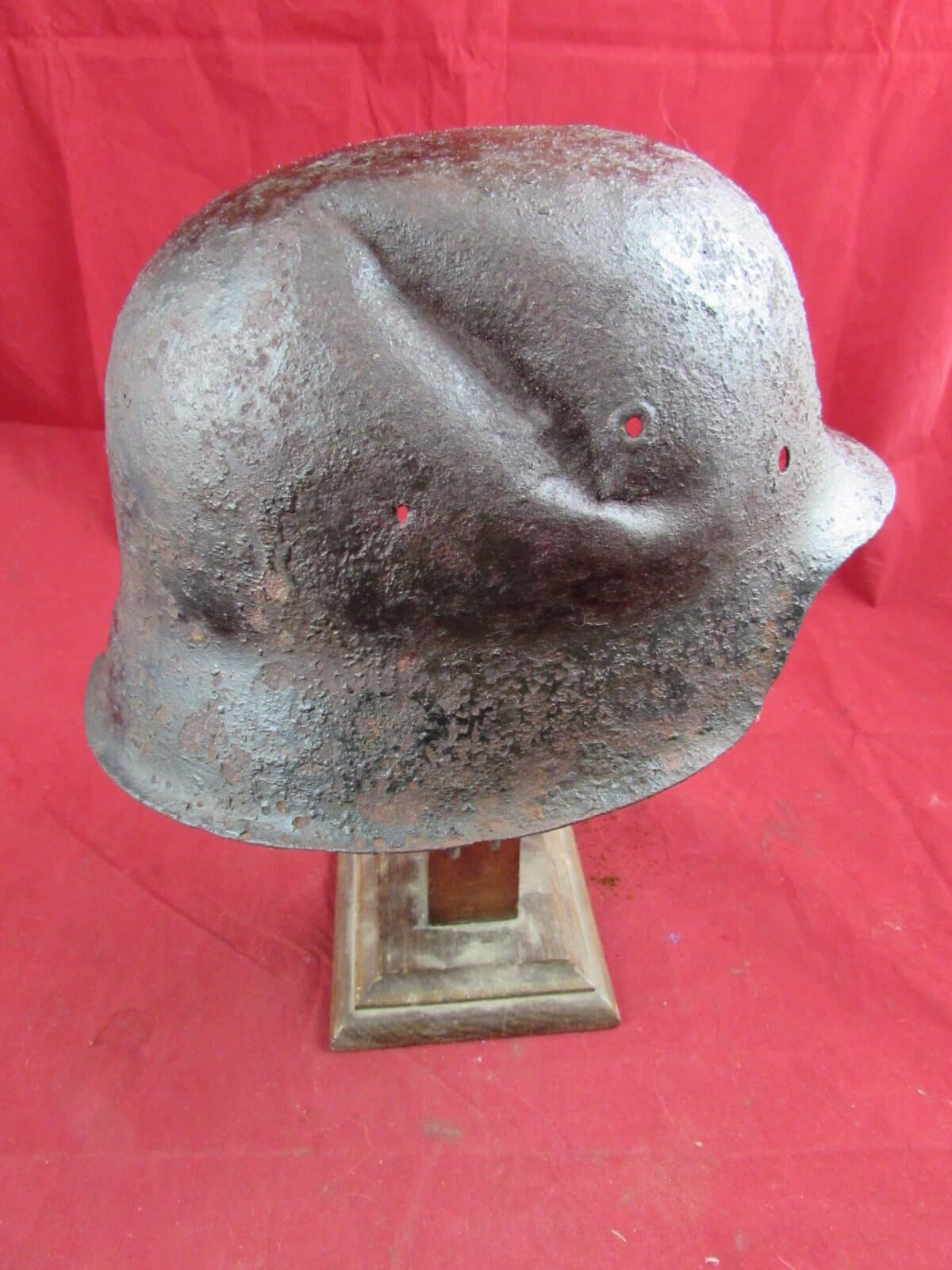 German M42 Relic Helmet, Battle Damage, Haube Pocket - Antiqurio ...